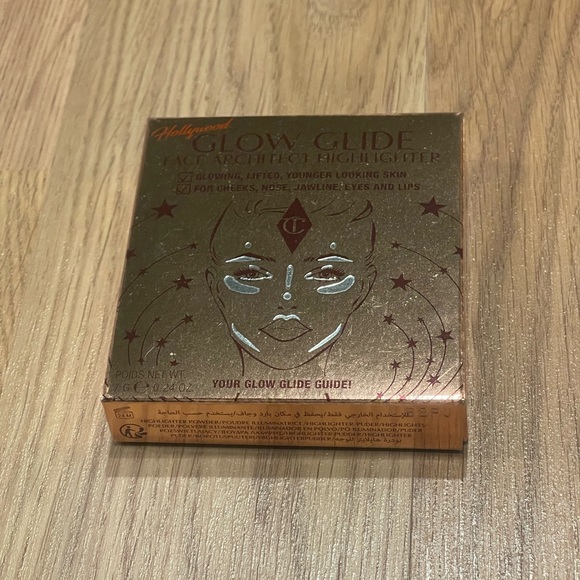 Charlotte Tilbury | Makeup | Charlotte Tilbury Glow Glide Face Architect Highlighter Shade ...